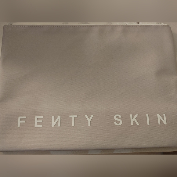Fenty Beauty | Accessories | Fenty Skin Makeup Bag New With Original ...